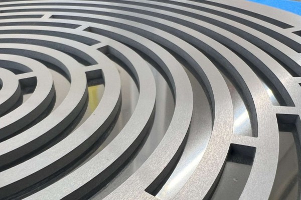 Si-SiC diffusion bonding - Top Seiko Co,. Ltd.